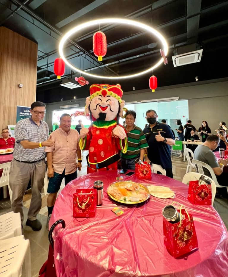 GrabRentals celebrates Chinese New Year - with Angbaos, Lohei, Lucky ...