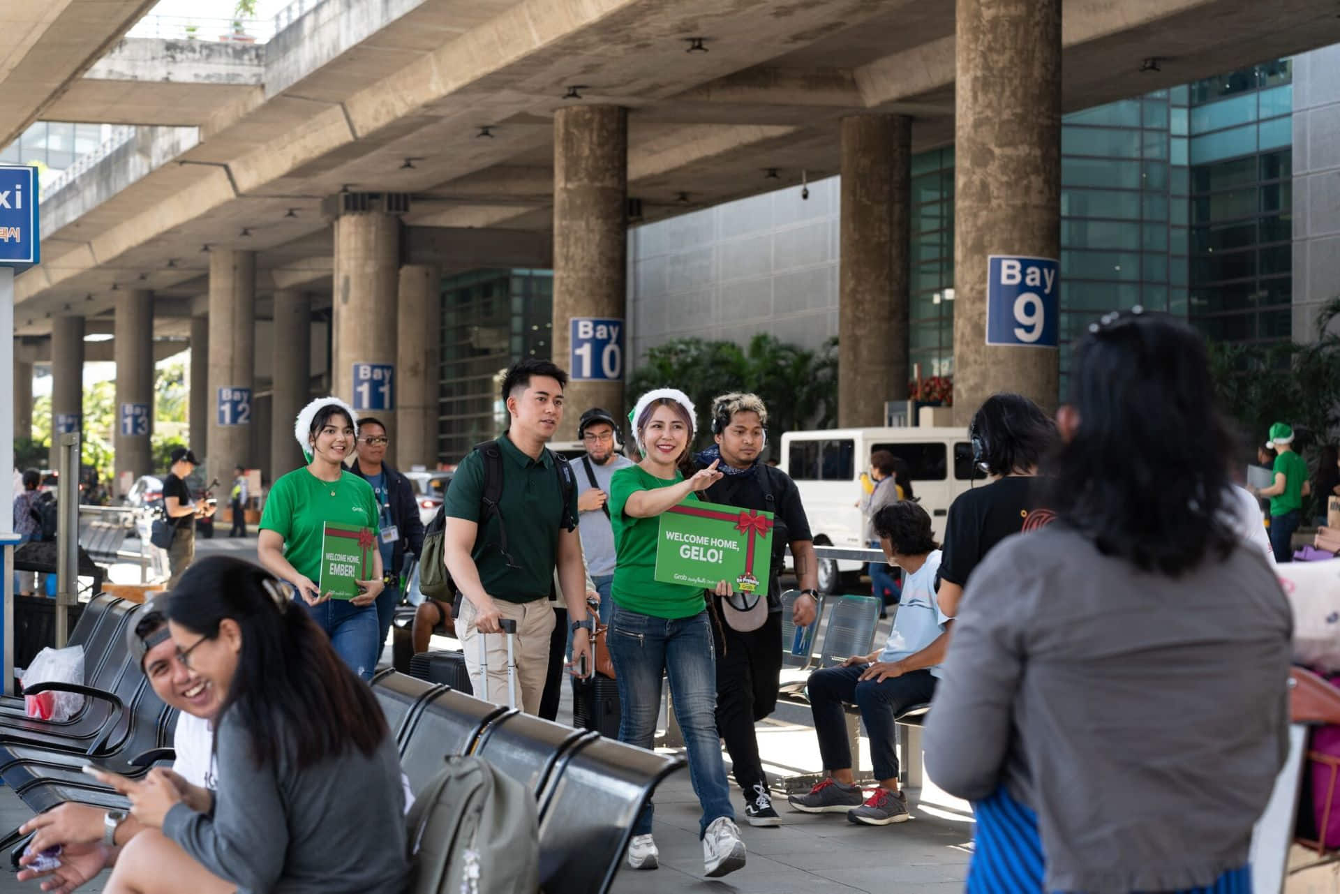 Grab offers free airport shuttle bus service in the Philippines