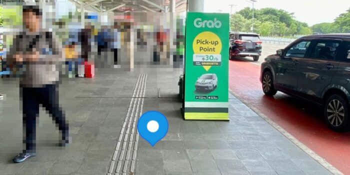 Soekarno-Hatta International Airport (CGK) transfers - Grab