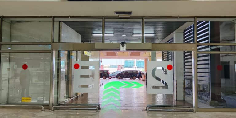 Soekarno-Hatta International Airport (CGK) transfers - Grab