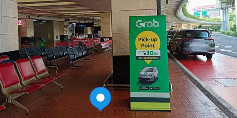 Soekarno-Hatta International Airport (CGK) transfers - Grab