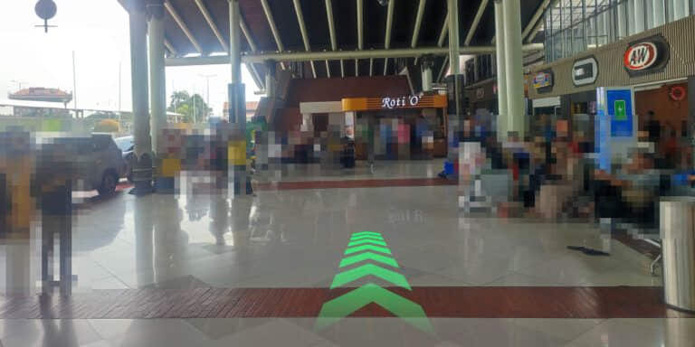 Soekarno-Hatta International Airport (CGK) transfers - Grab