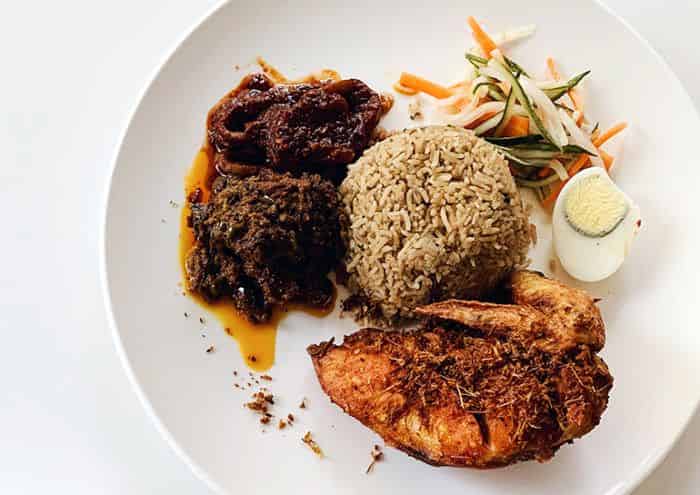 TTDI food hunt: cool cafes, local restaurants and a durian fest | Grab MY