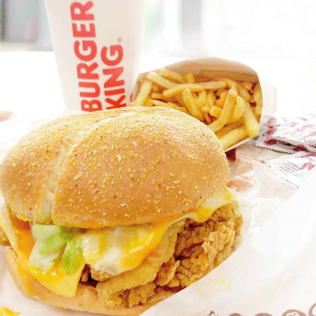 Makan Burger King Pesan di GrabFood, Perut Kenyang Dompet Ikut Senang ...
