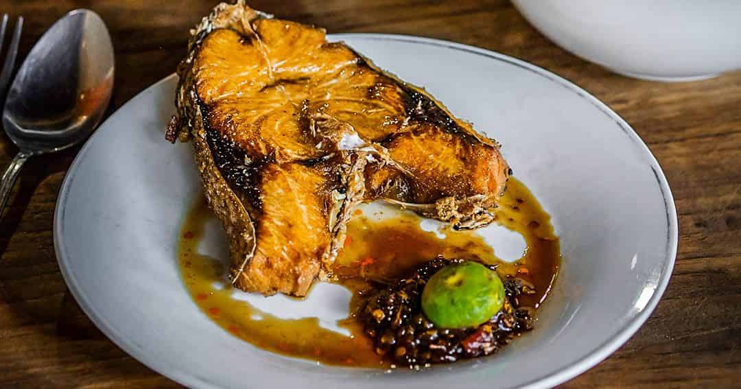 Sederhana Tapi Legendaris, 5 Cerita tentang Warung Mak Beng Ini Harus ...