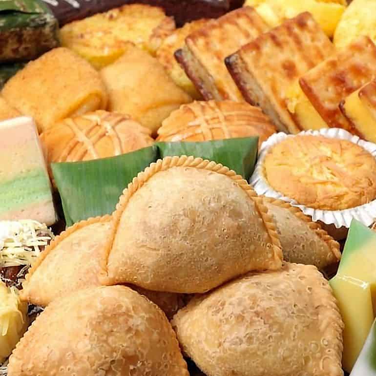 Cari Jajanan Pasar? Cek 11 Tempat Ini | Grab ID