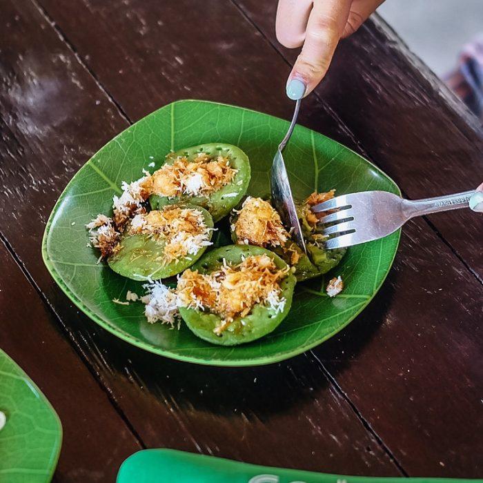 Laklak, jajanan khas Bali yang selalu membuat datang kembali | Grab ID