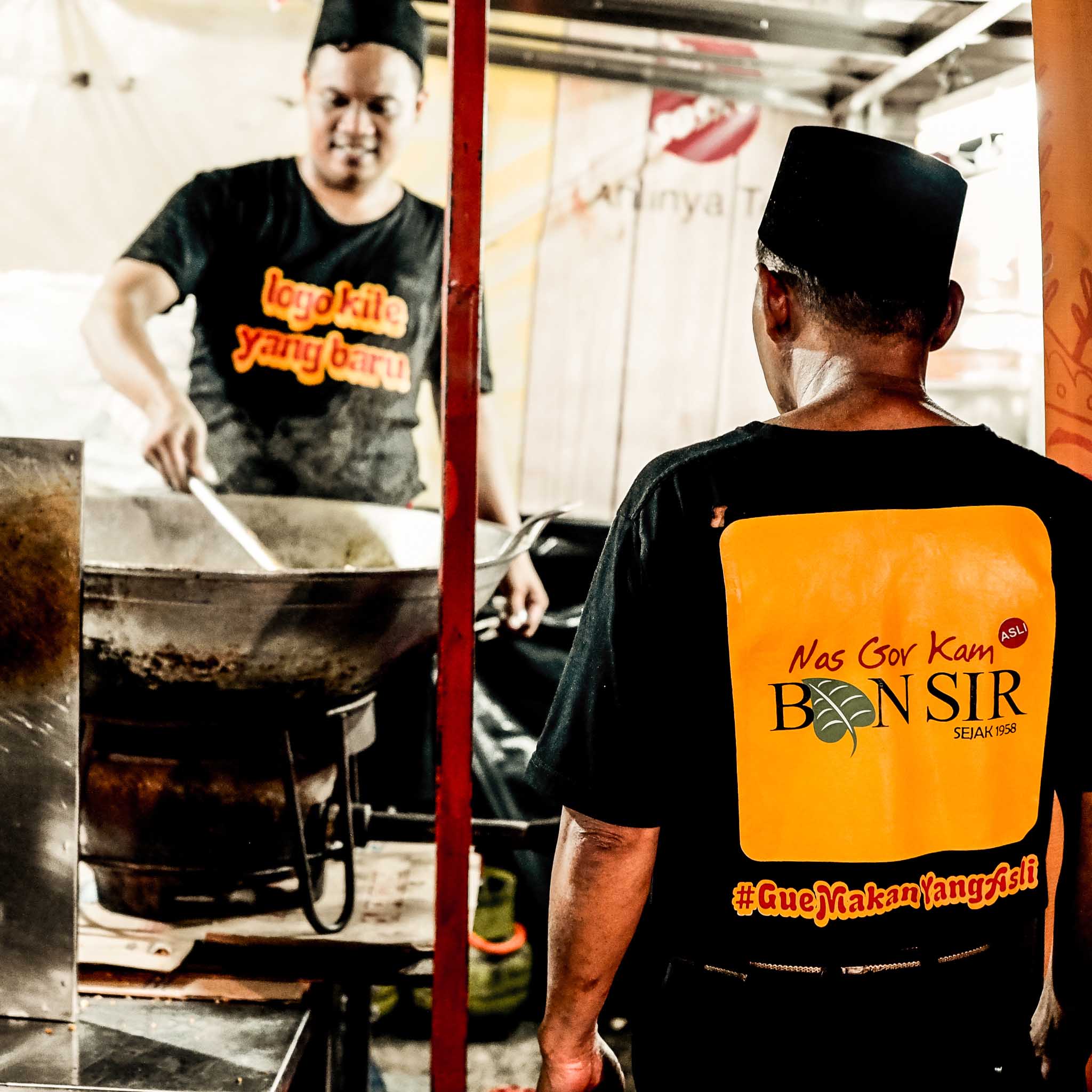 Nasi Goreng Kebon Sirih: Resep Nasi Goreng Setengah Abad | Grab ID