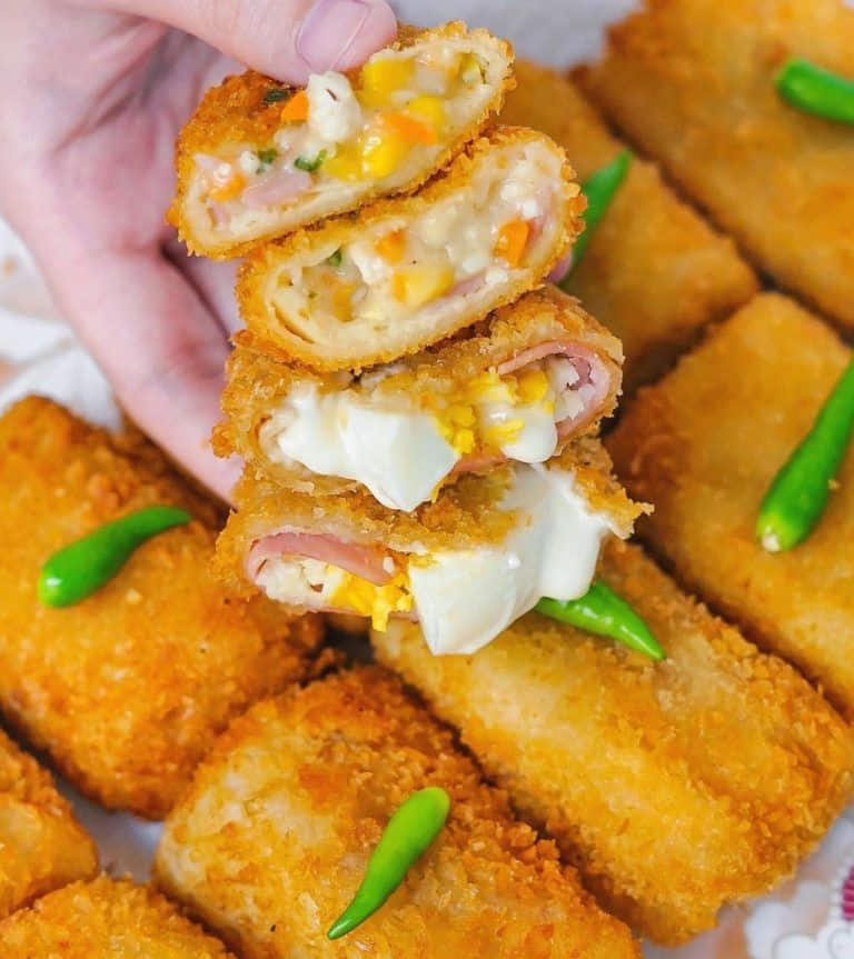 Risol Rogut - Yaz.Co Donat - Putat Jaya | Grab ID